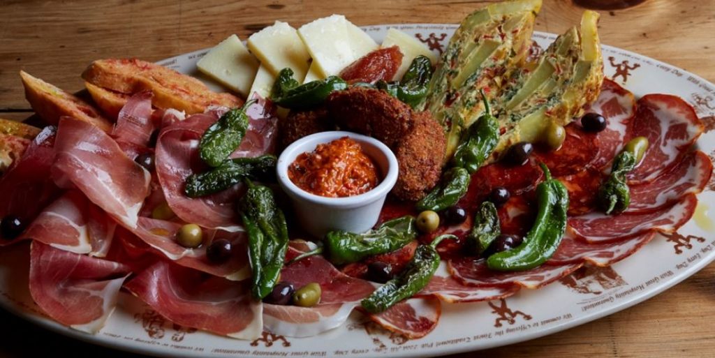 TOP 12 SHARING PLATTERS – Signature Dish